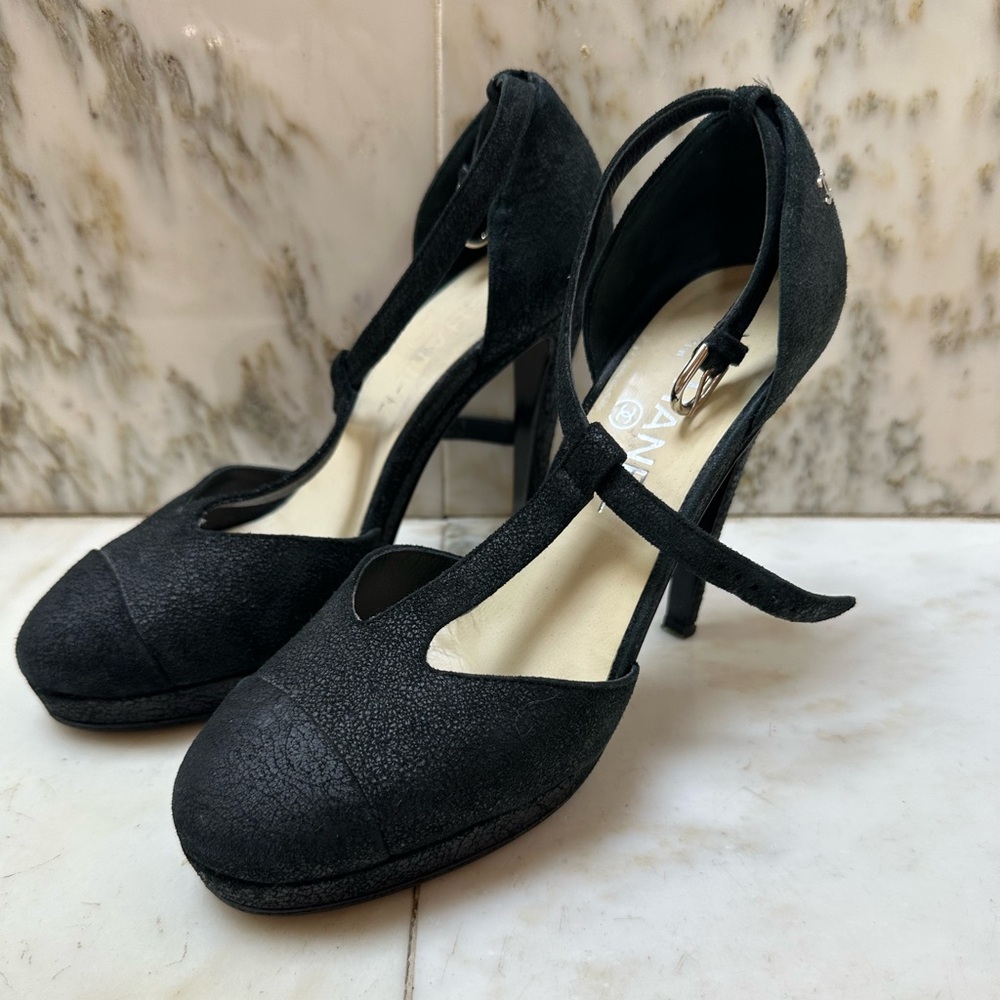 Chanel Black T Strap Pumps Cap Toe Classic Heel 37.5 - Gem